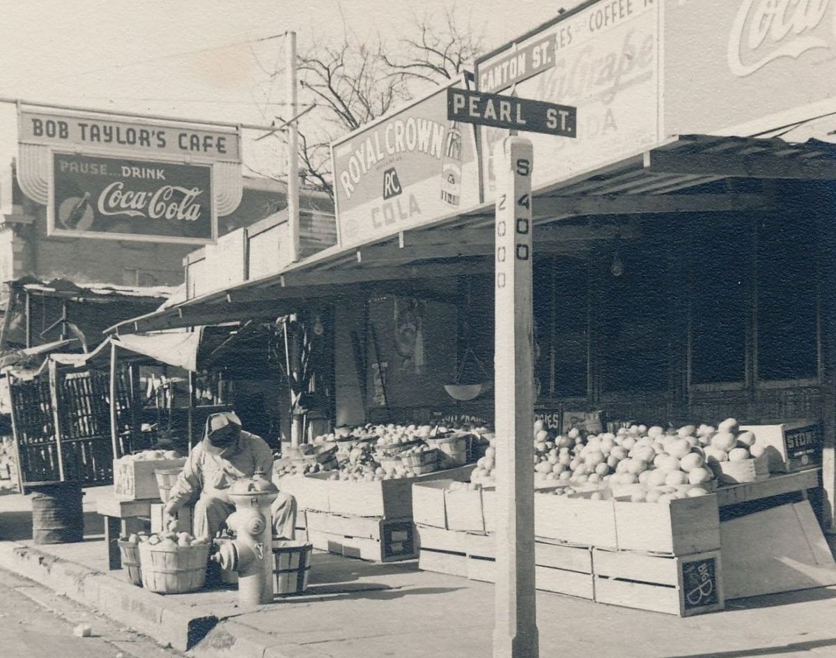 The Runyonesque Pearl Street Market, Full of Colorful Characters and an ...