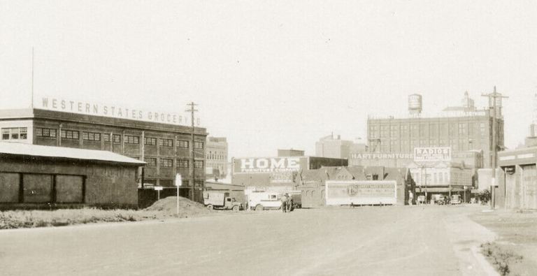 Zooming in on Details | Flashback : Dallas